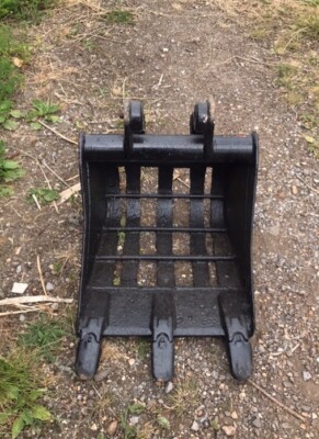 Mini Digger Riddle Bucket | eBay UK