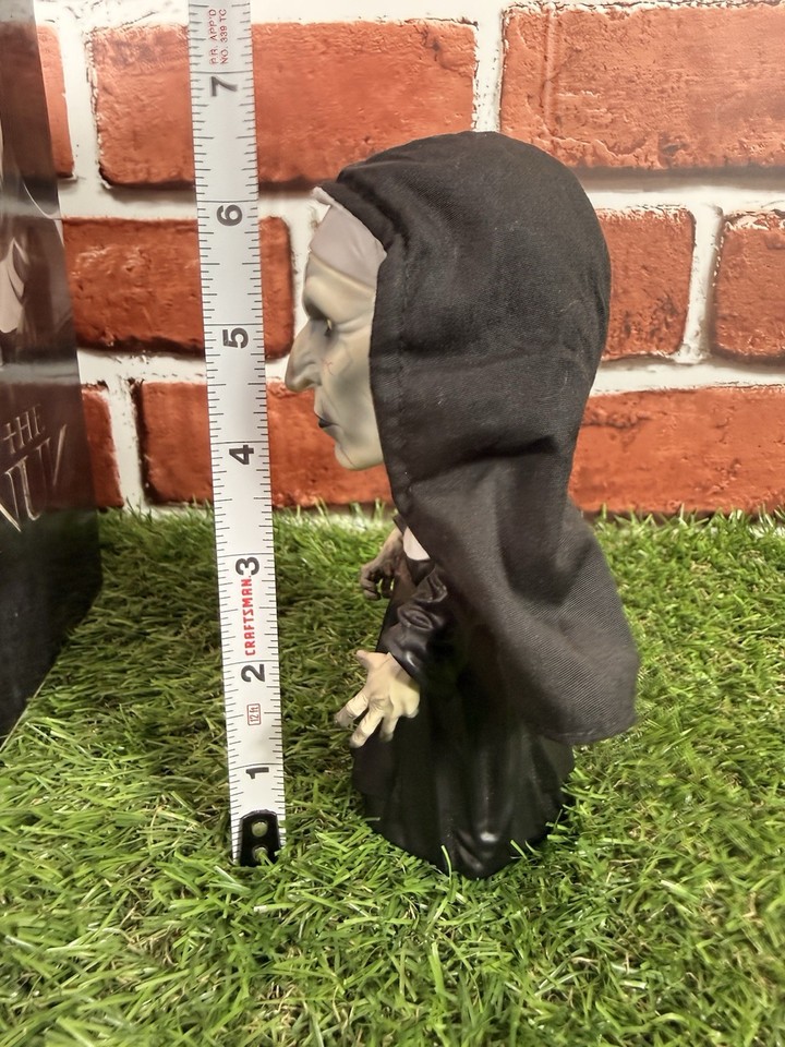 MEZCO Designer Series VALEK Roto MDS Deluxe Action Figure The Nun Movie ...