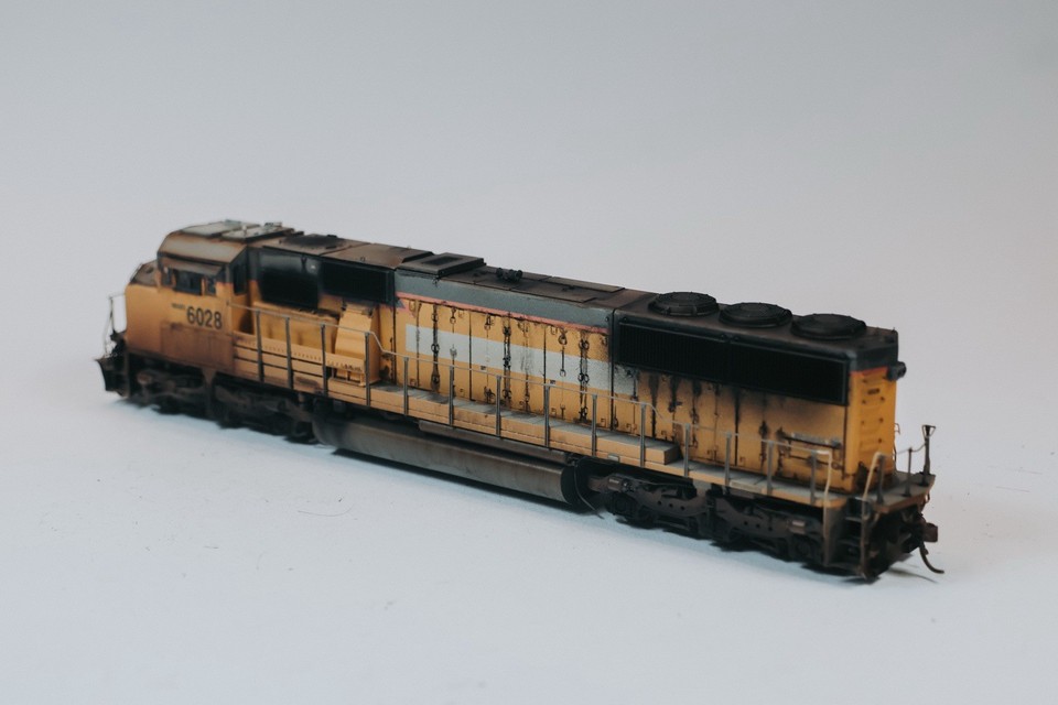CDH HO Scale Custom Weathered Lot Athearn Genesis DCC Sound SD60M Ex UP ...