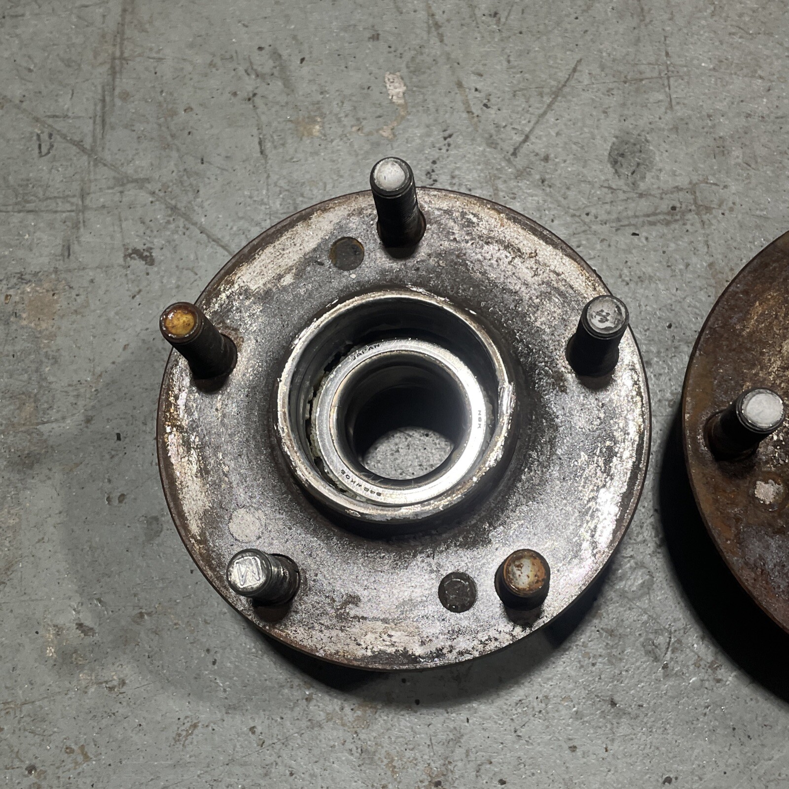 Front Wheel Non-ABS 5-Lug Hubs PAIR 5x114.3 240SX 95-98 S14 OEM ...