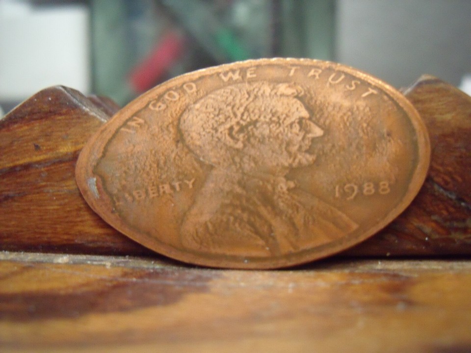 1988 GUNNOE'S SAUSAGE ELONGATED PENNY SHOWS BOY & PIG UNDER HIS ARM | eBay