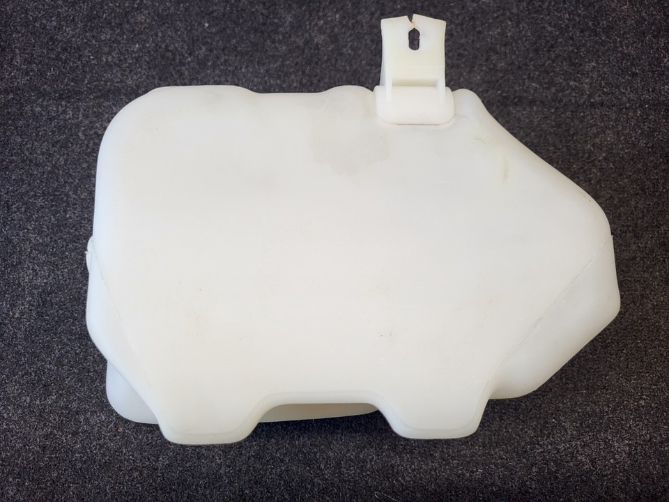 BmW E30 Windshield Washer Fluid Reservoir Tank 1375570 | eBay