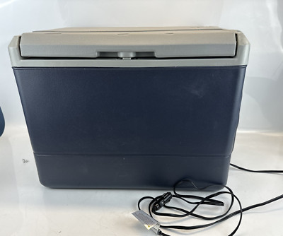 Coleman PowerChill Model 5644 Iceless Cooler 12V Thermoelectric 30 Qt ...