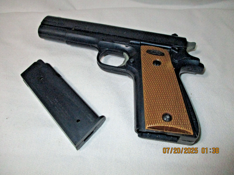 VINTAGE 1960s DELUXE READING /TOPPER TOYS JOHNNY EAGLE LIEUTENANT 45 ...