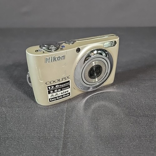 Nikon Coolpix L22 Silver Compact Digital Camera 12.0MP Optical Zoom 3 ...