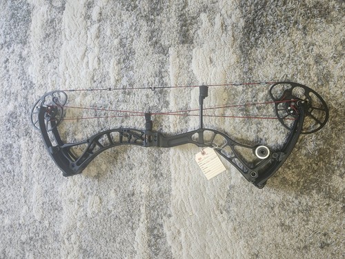 Bowtech Solution SD - Right Hand - 70lbs - 23.5"-28.5" - Black - A10478 | eBay