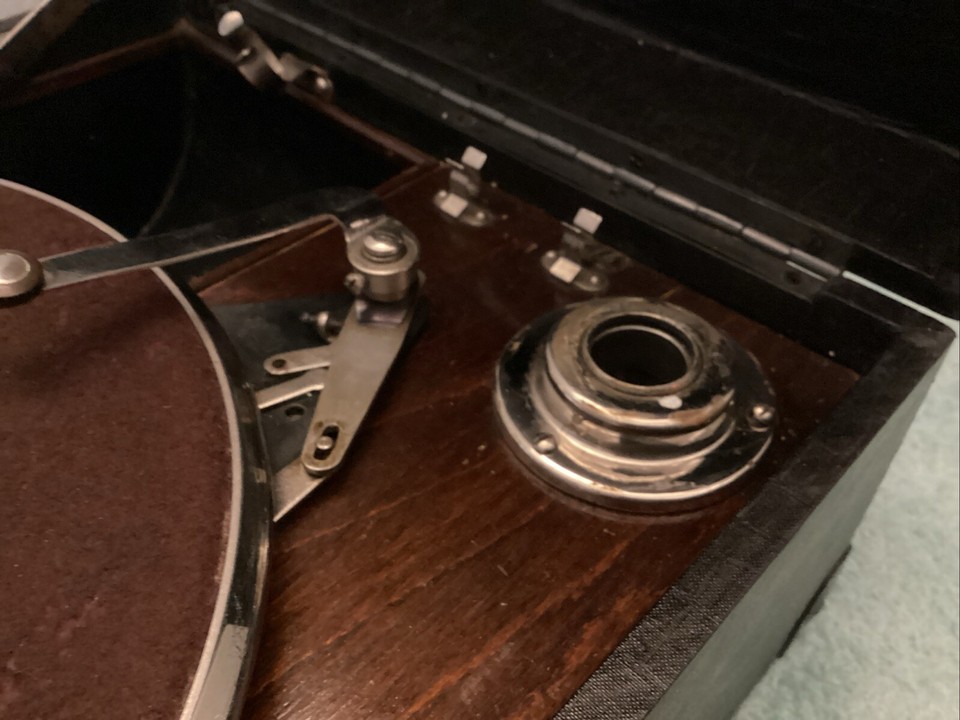 Vintage Garrard Portable Crank 78rpm Phonograph/Gramophone For Parts Or ...