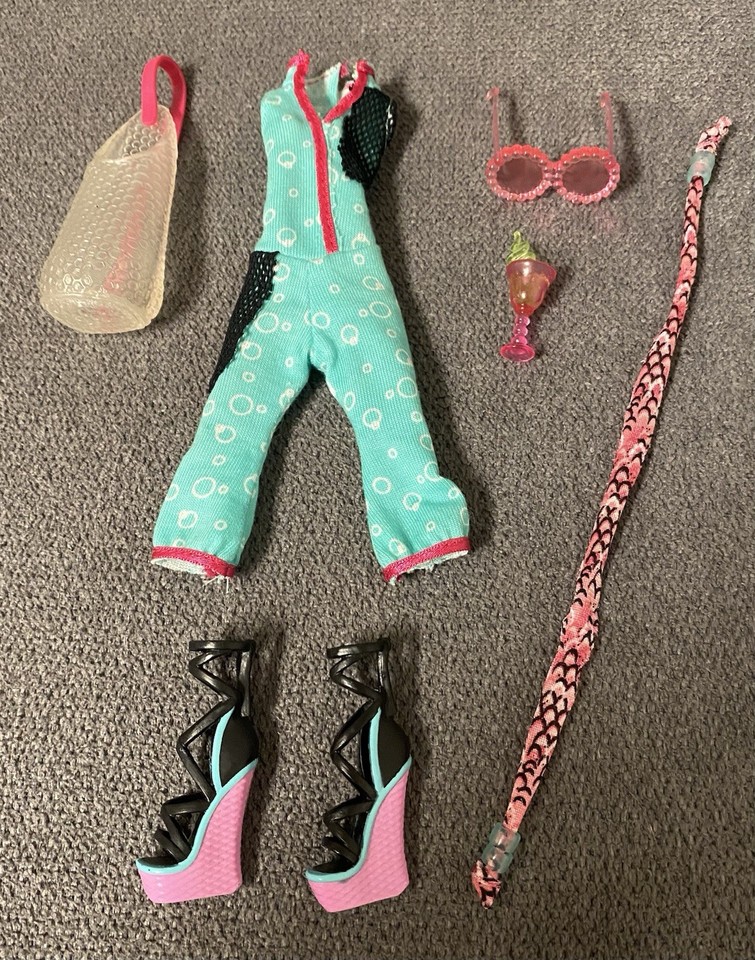 Monster High Lagoona Blue Fashion Pack, 1. Generation, rare | eBay.de