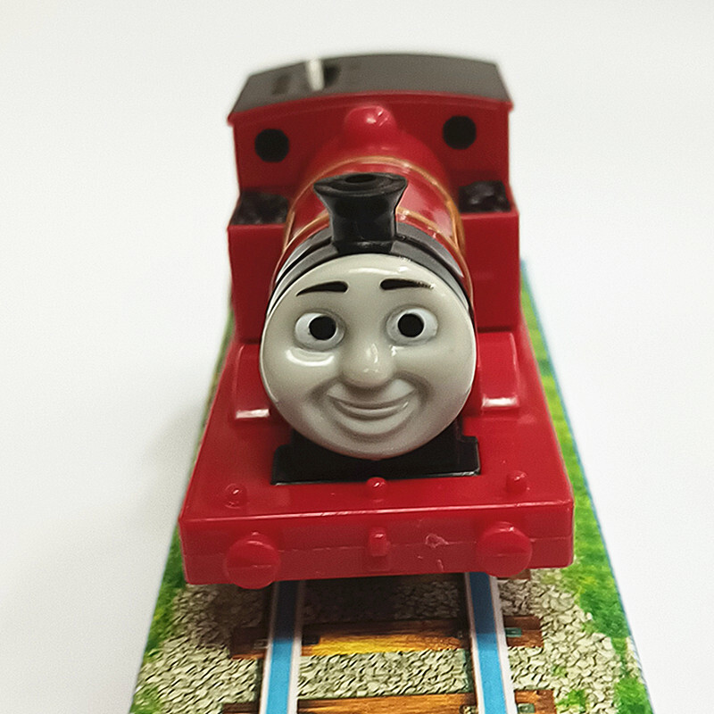 Box Trackmaster Thomas & Friends Motorized Train -Rheneas Head ...