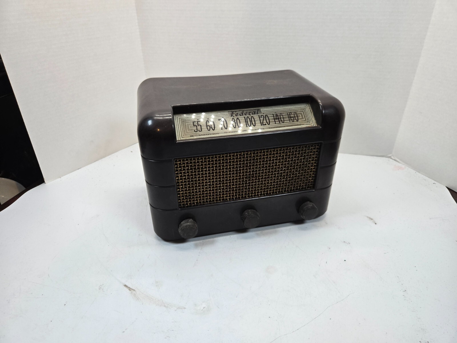 Federal 1024TB Bakelite Tube radio Good shape | eBay