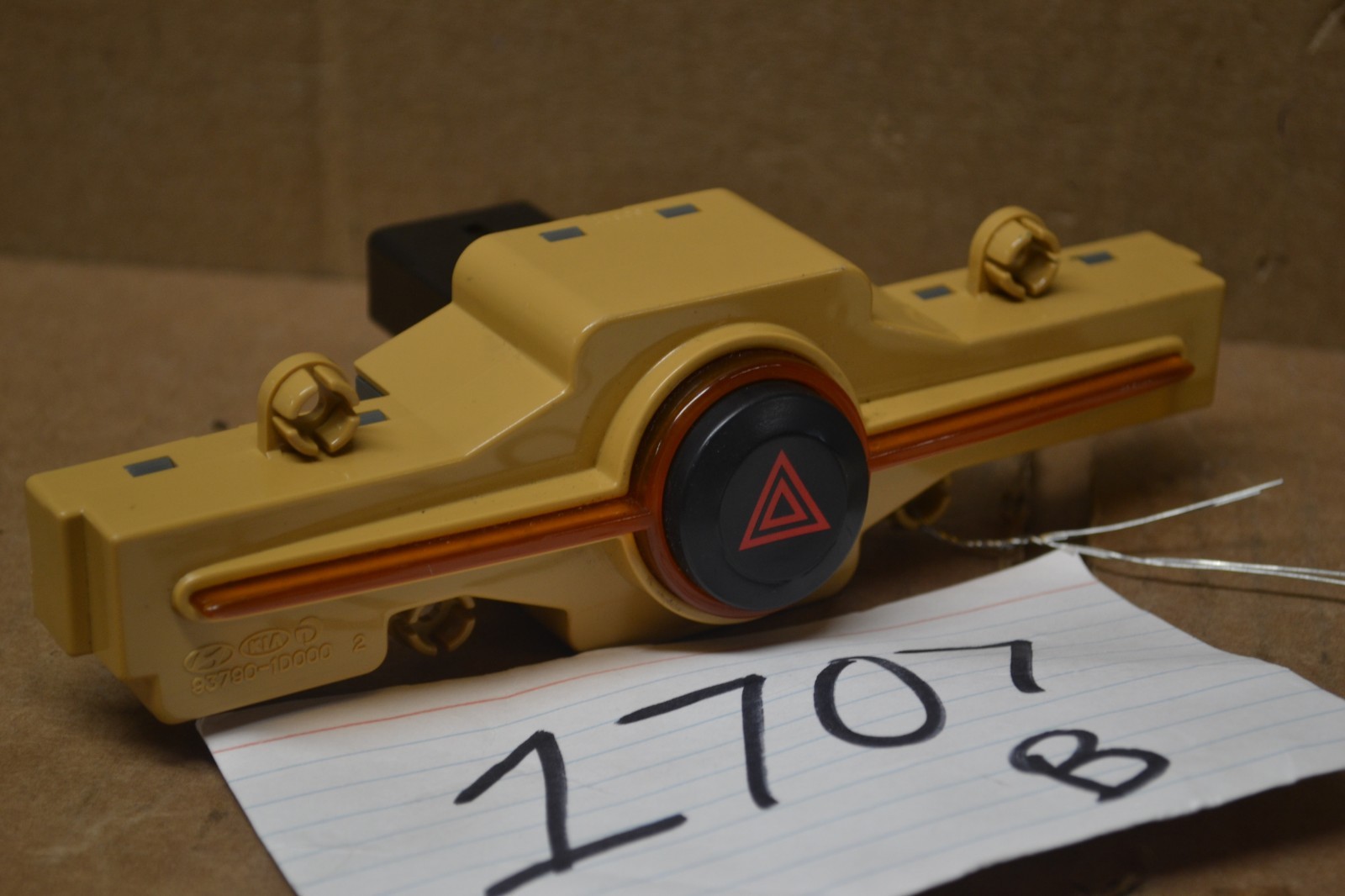 07 08 09 10 Kia Rondo Center Dash Hazard Switch Control Power #1707-B ...