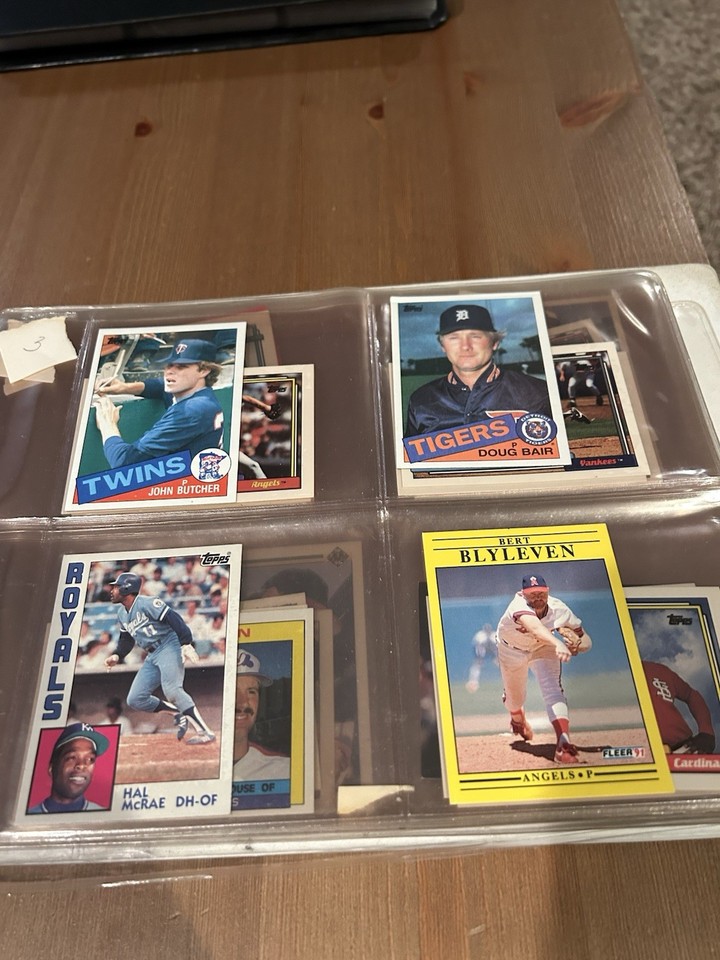Vintage & Old School Baseball Card Lot (2 Binders) | eBay