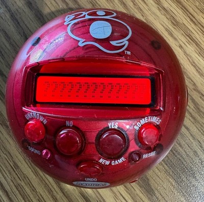 Radica 20Q 20 Questions Electronic Handheld Game Red 2005 Tested ...