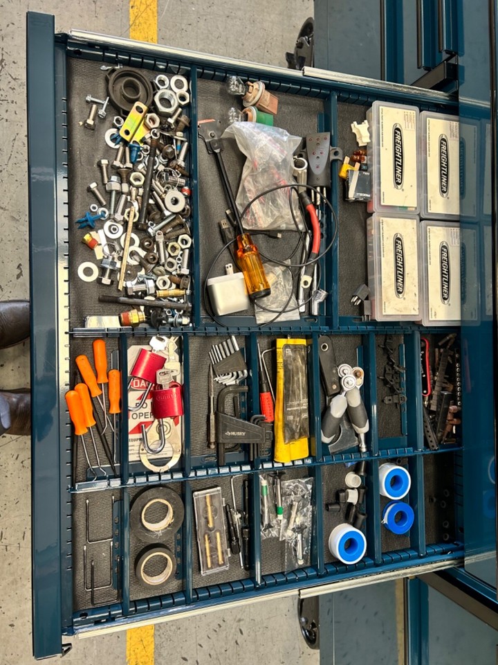 Snap On Tool Box 72” Master Series 14 Drawer Triple Bank Power and ...