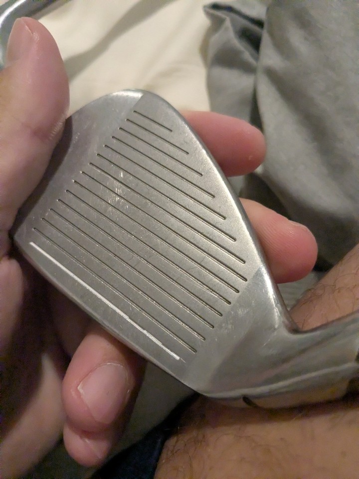 Right Taylormade sim2 max iron set.Wedge.pitching,approach,sand.regular ...