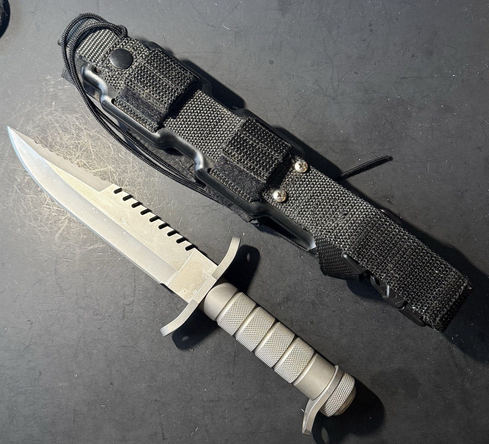 Vintage Buck BuckMaster Survival 184 w/Bucklite 422 Knife Compass ...