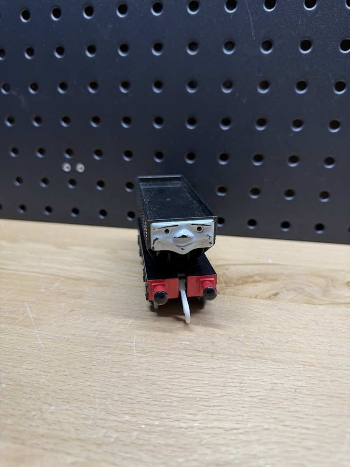 FACE WEAR Thomas & Friends Trackmaster Non Motorized Train Hector The ...