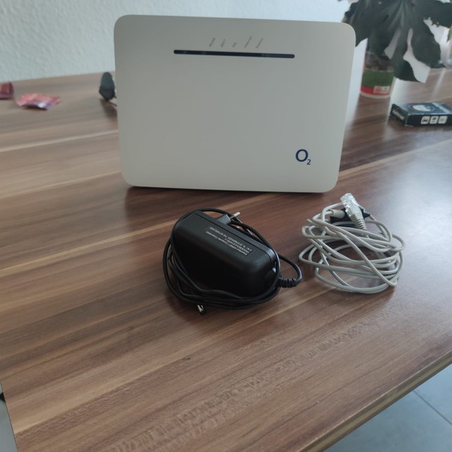 O2 HomeBo WLAN Internet Modem-Router 6742 Weiß online kaufen | eBay