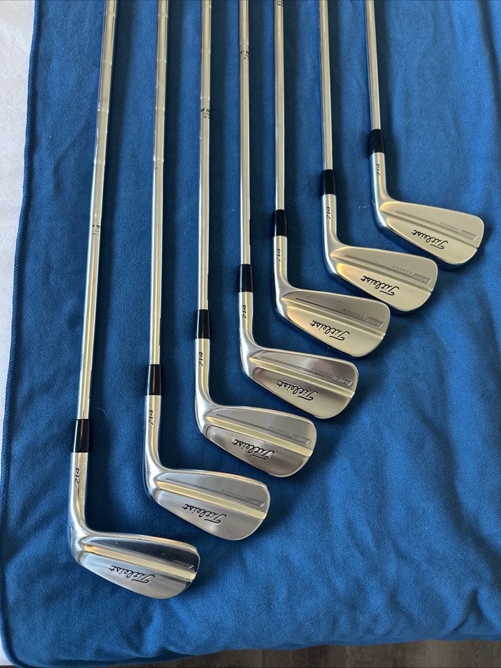 Titleist MB 714 Iron Set 4-9+Pw Dynamic Gold S200 7pcs Right-Handed ...