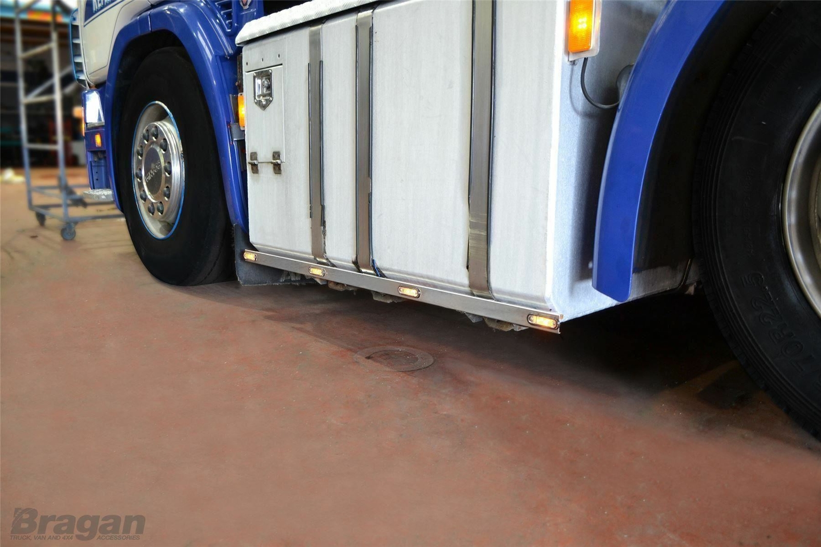 Skirts Bars Strips + LEDs To Fit Volvo FM4 2013+ Euro 6 Steel 6x2 6x4 ...