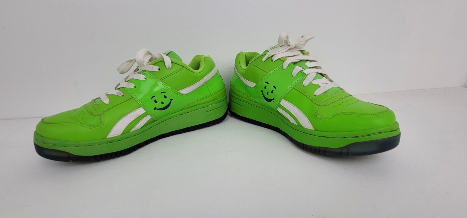 Pro Legacy Kool aid Reebok lime green size 7 pre owned - Gem