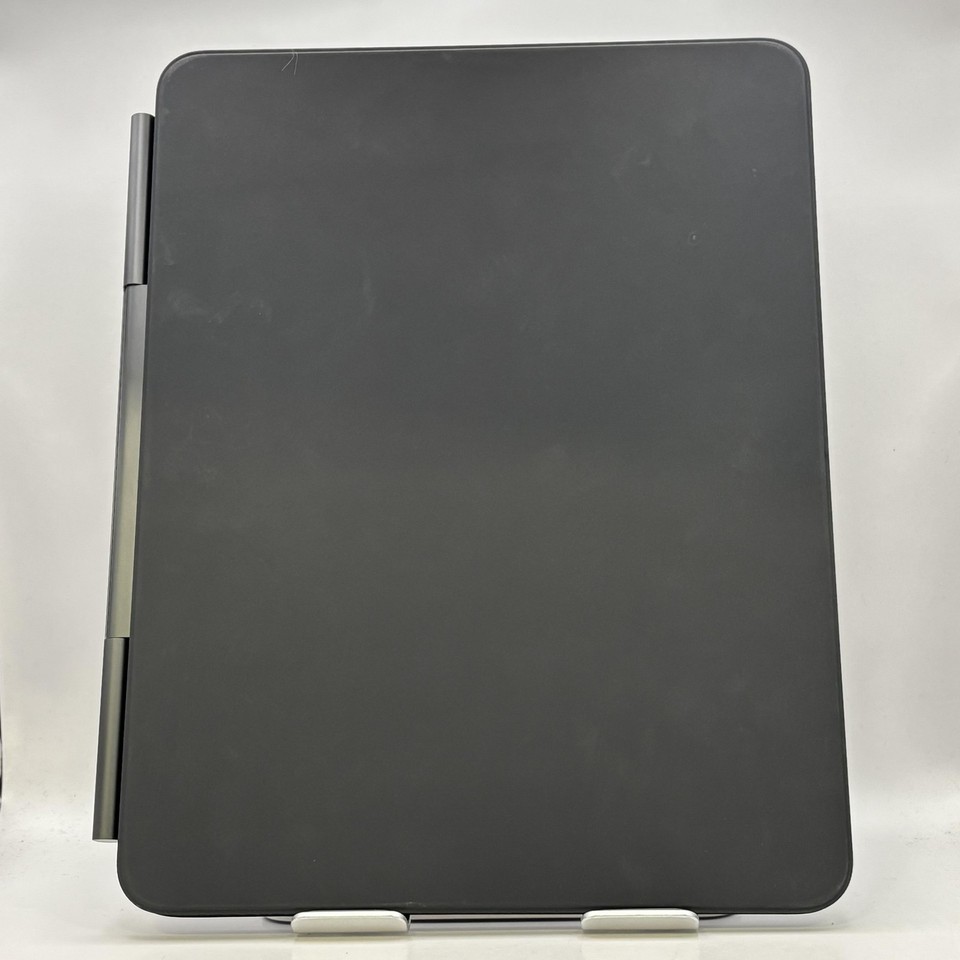 Apple iPad 13-inch Magic Keyboard A2974 (M4) Black - Good Condition | eBay