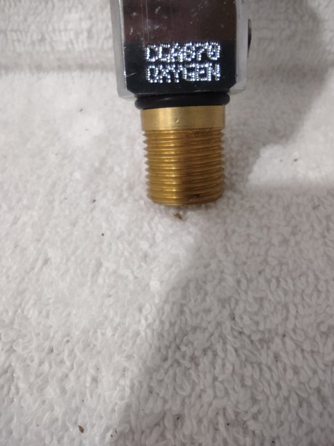 7 Medical Post Oxygen Valve CGA870 Regulator CGA 870 Sherwood Med Oxm ...