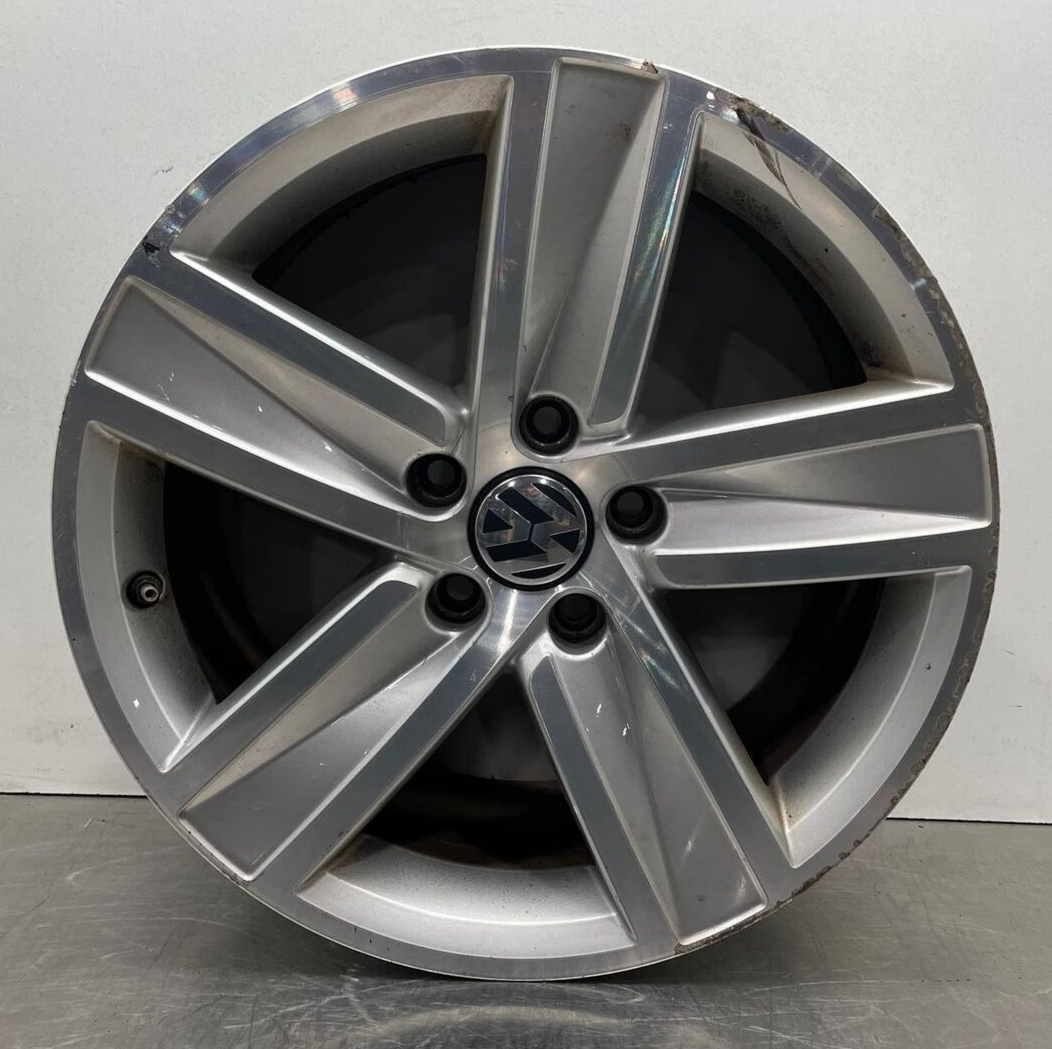 2015 Volkswagen CC Oem Rim Factory Wheel 17" X 8" 5 Spoke Scuffs ...