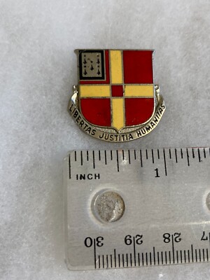Authentic US Army 81st Field Artillery Regiment DI DUI Unit Crest ...