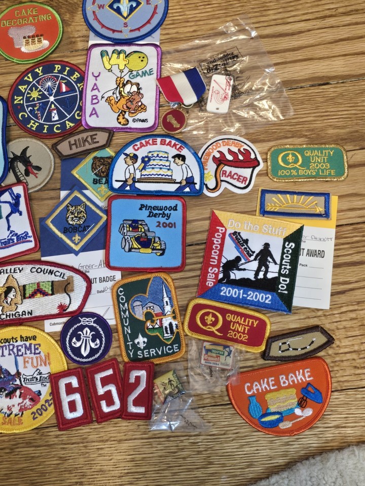 Lot Of Assorted Boy Scout Cub Scouts Patches And Pins | eBay