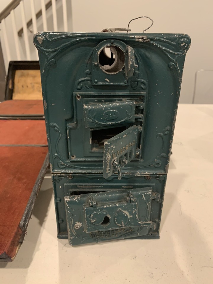 ORIGINAL Antique Salesman Sample Majestic Furnace With Case Extremely ...