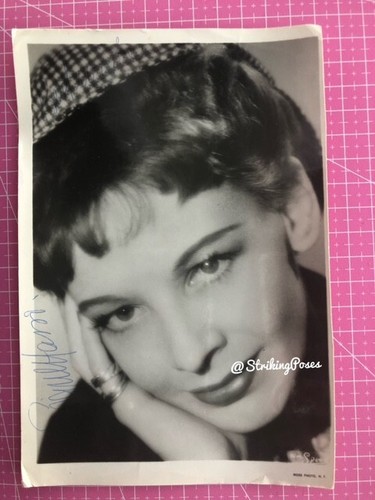 Signe Hasso Swedish film & stage actress hand signed photo 7x5 ...