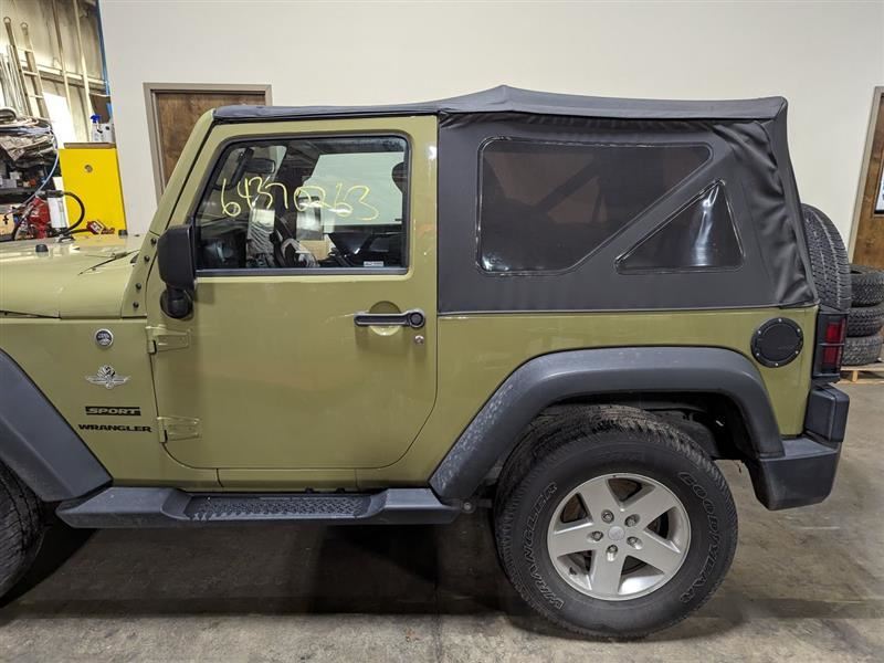 Jeep JK Wrangler Windshield Support Brackets PGH Commando Green 2007 ...