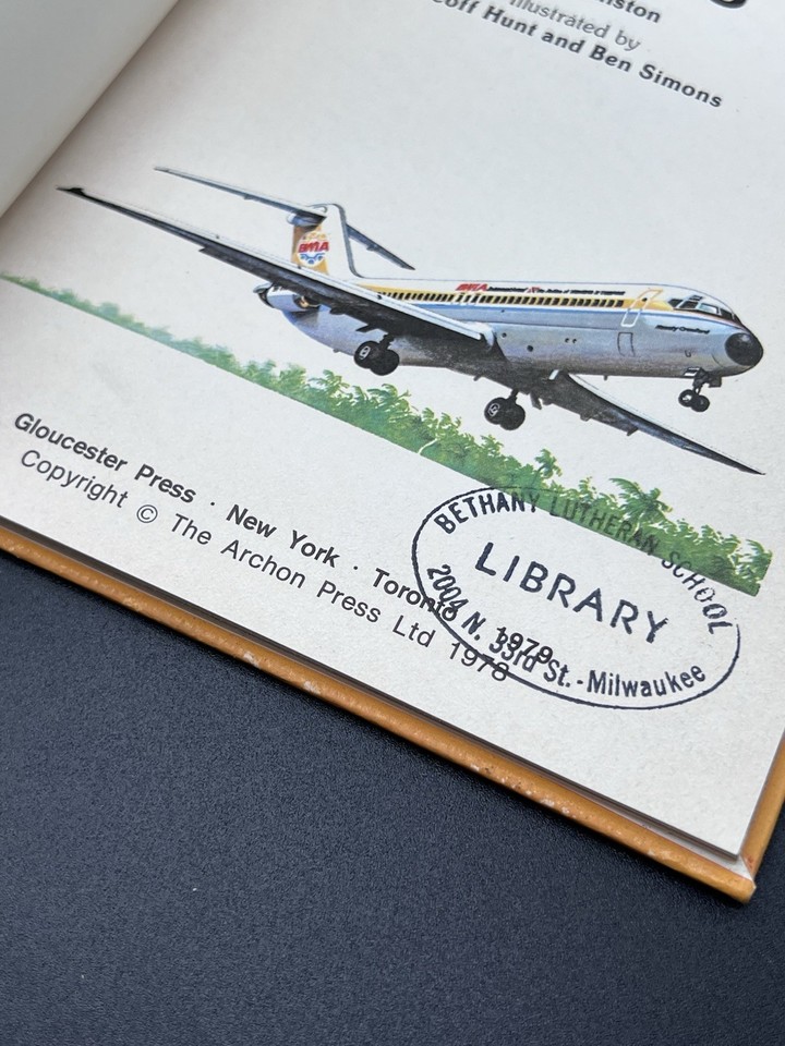 Spotting Planes Bill Gunston Vintage Aviation Pan Am Delta Airline Book ...