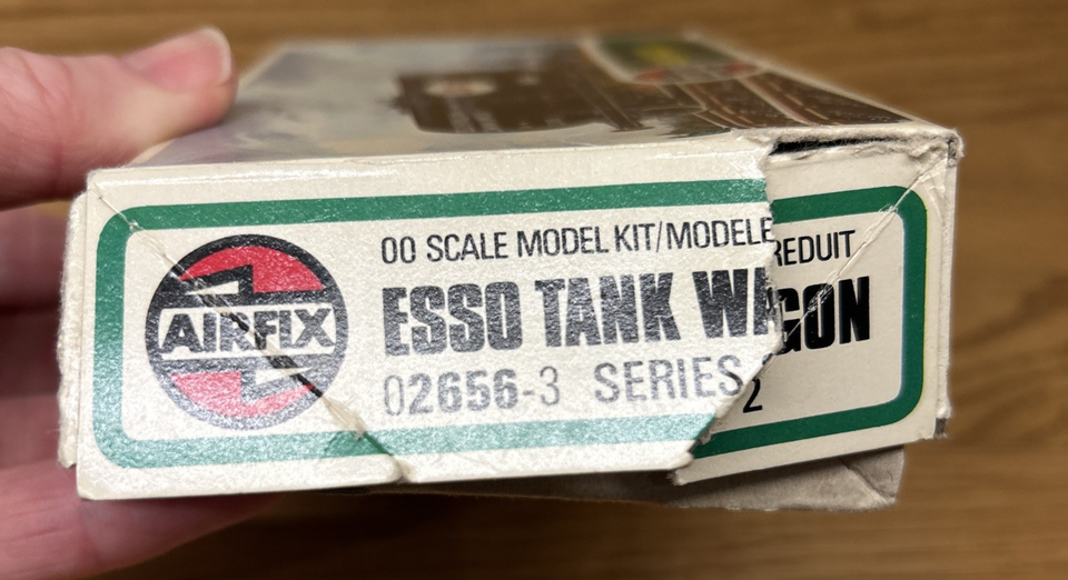 Vintage Airfix OO Model Kit Esso Tank Wagon 02656-3 Series 2 UNMADE ...