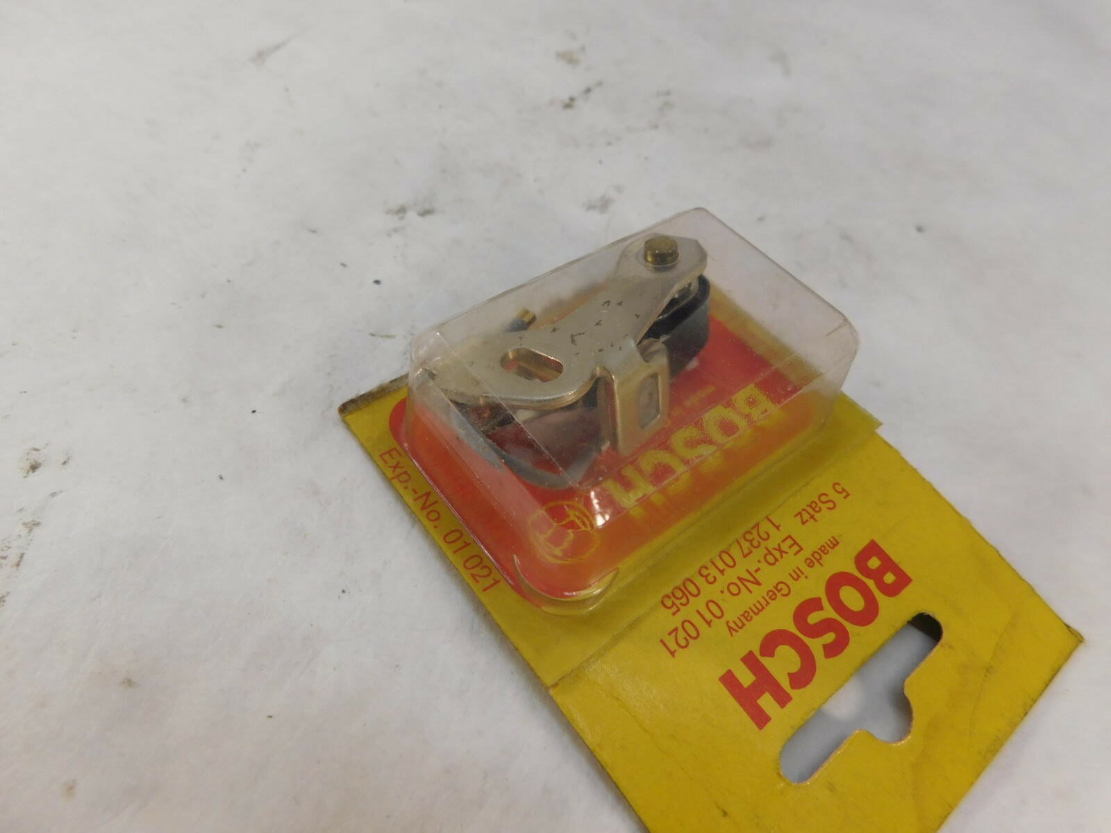 Porsche 912 911E, S, T BOSCH Points 1237013065 for 0231129031 ...