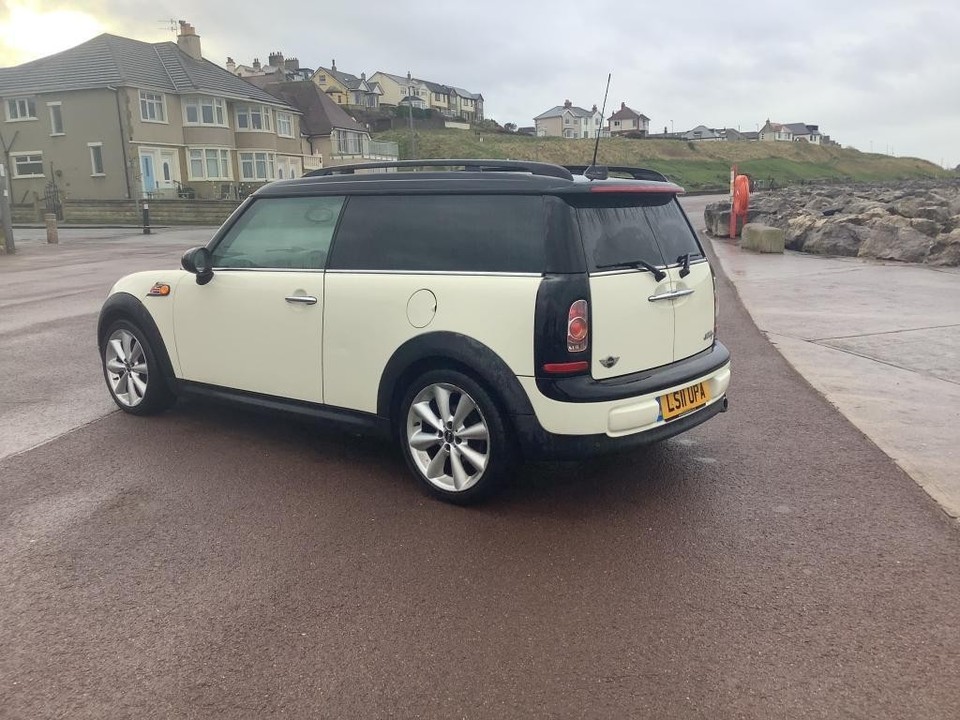 2011 (11) MINI CLUBMAN 1.6 COOPER D 5DR | eBay UK