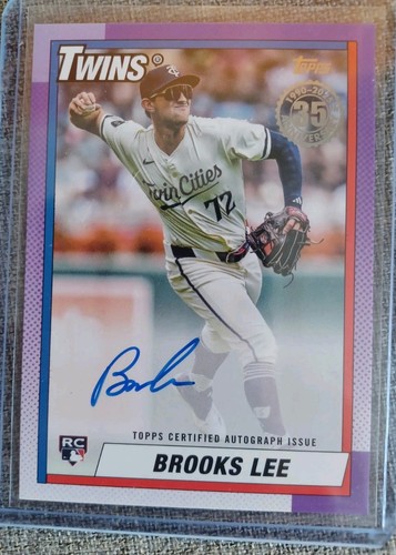 2025 Topps Series 1 Brooks Lee 1990 35th Anniversary Rookie On Card ...