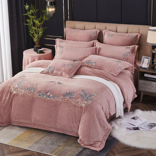 Classic Embroidery Fleece Fabric Bed Linen Pink Bedding Queen King ...