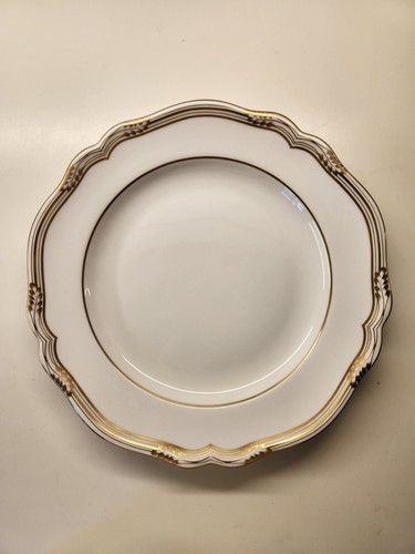Spode china "Sheffield" pattern. Dinner plate(s) pristine! READ ...