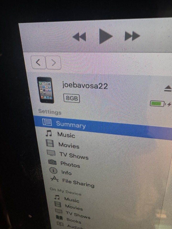 Apple iPod Touch 2nd Generation 8GB BLACK USED BUNDLE MC086LL STRONG BATTERY | eBay