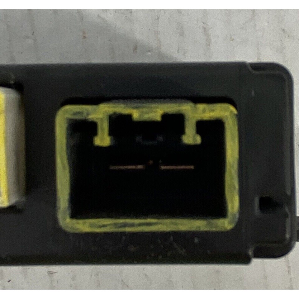 2008-2012 Chrysler Town Country Power Liftgate Control Module ...