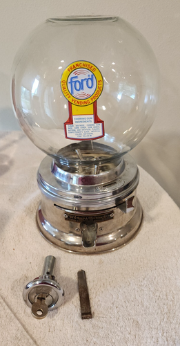 Vintage Ford Gumball Machine .10 With Original Glass Globe & Ford Lock ...