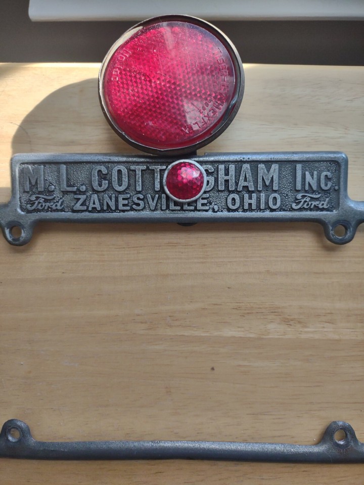 Vintage License Plate Frame with Reflectors M.L.Cottingham Ford ...