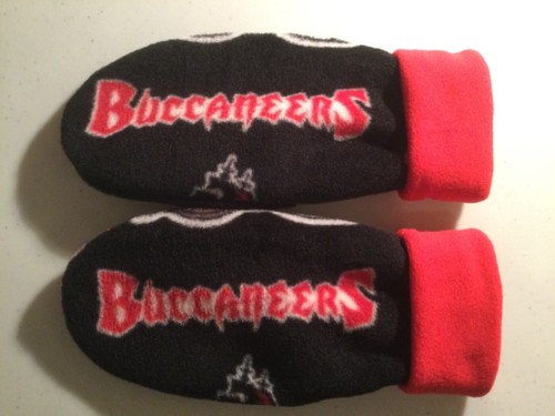 Buccaneers Tampa Bay HANDCRAFTED FLEECE womens MITTENS NFL winter ...