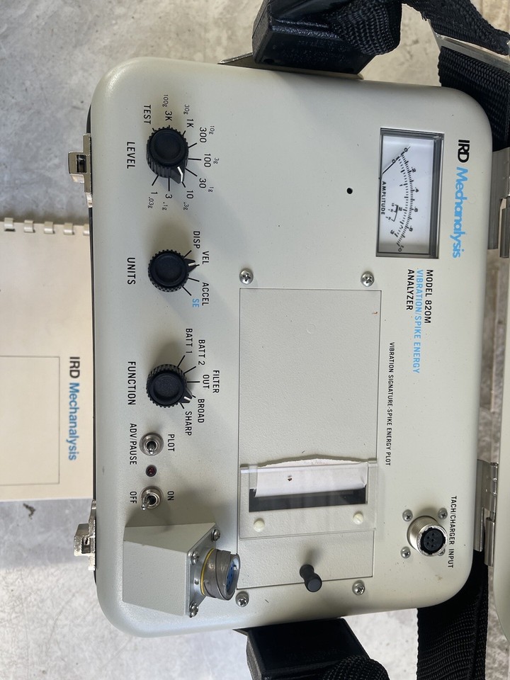 IRD Mechanalysis 820M Vibration/ Spike Energy Analyzer | eBay