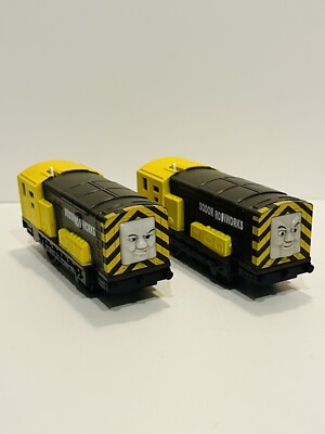 Trackmaster Thomas Trackmaster ARRY & BERT battery trains Very Rare ...