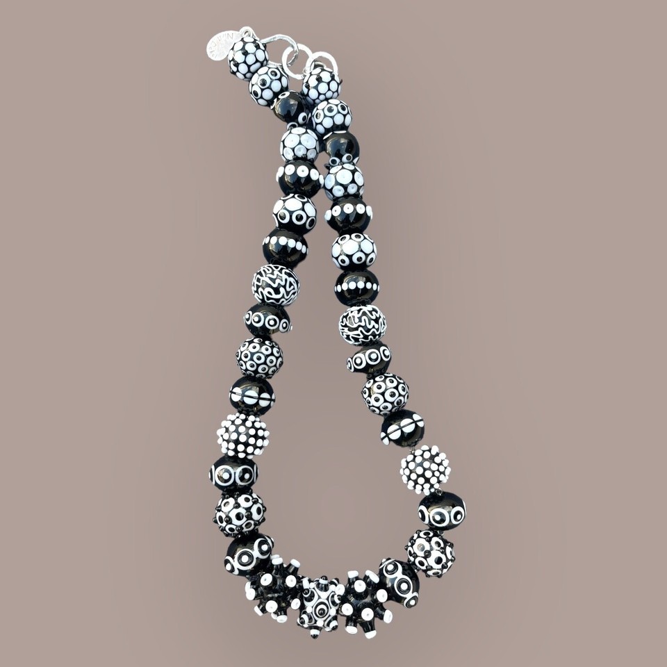 Stunning Handcrafted Black & White Dot Glass SPUTNIK Beaded NIRIT DEKEL ...