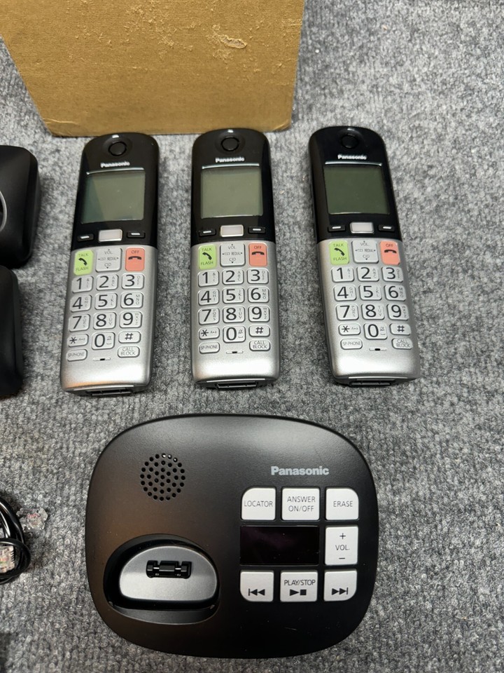 Panasonic KX-TGU433B Cordless Phone Set, 3 Handsets, 1 Base. Black ...
