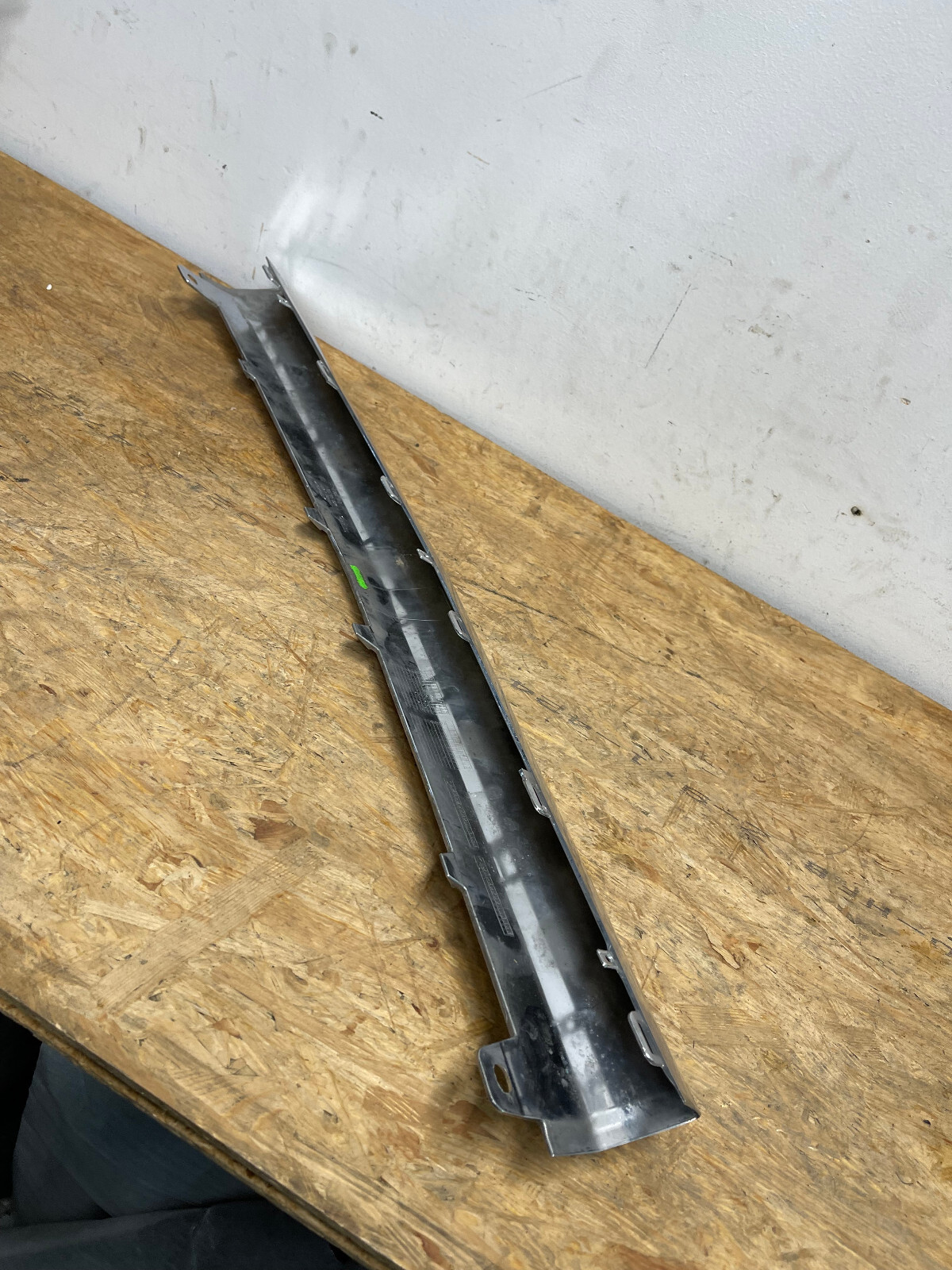 Mercedes C W205 AMG Vorne Stoßstange Rand Blende Abdeckung Chrom ...